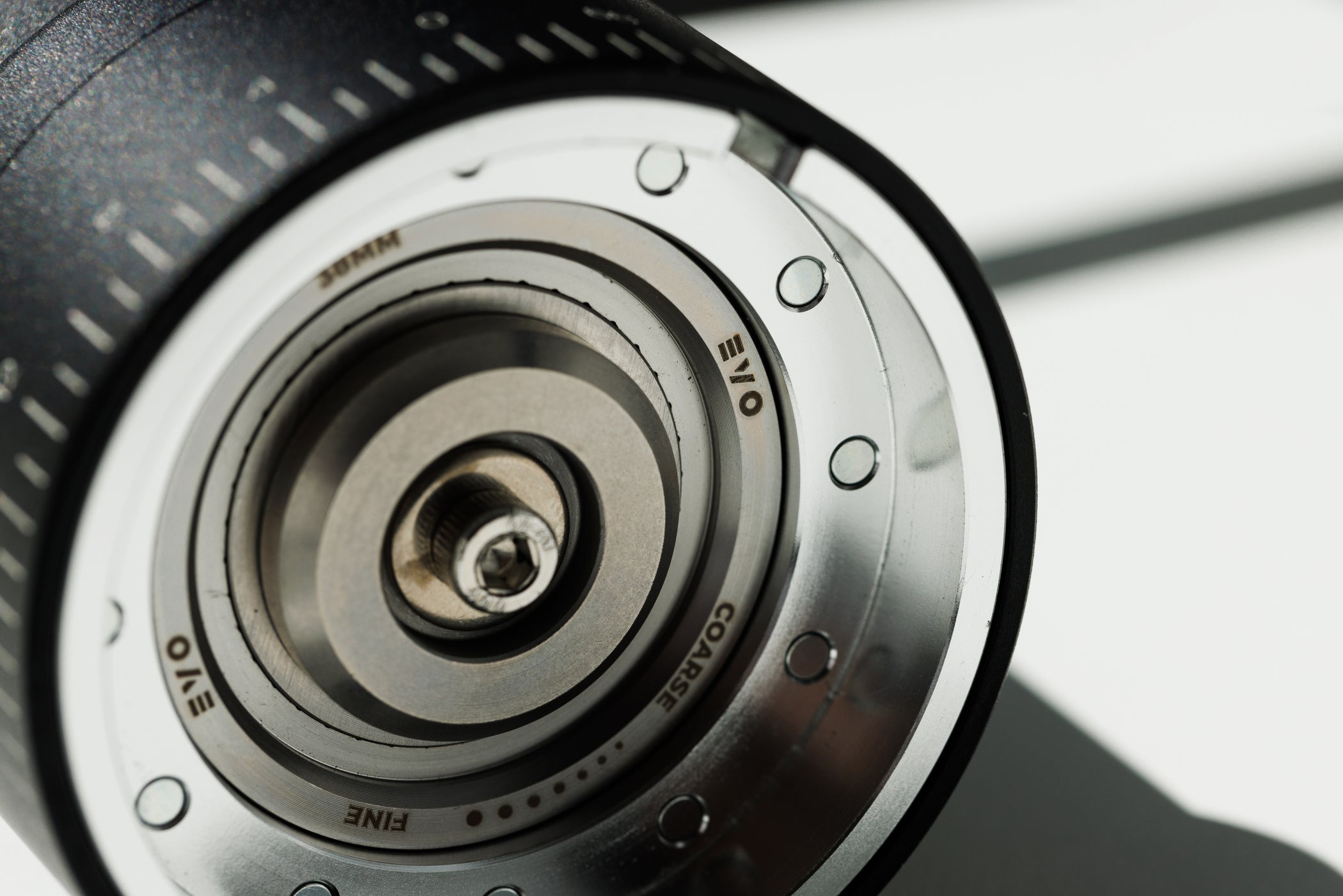 Varia EVO Hybrid Grinder - The world's first true hybrid hand grinder ...