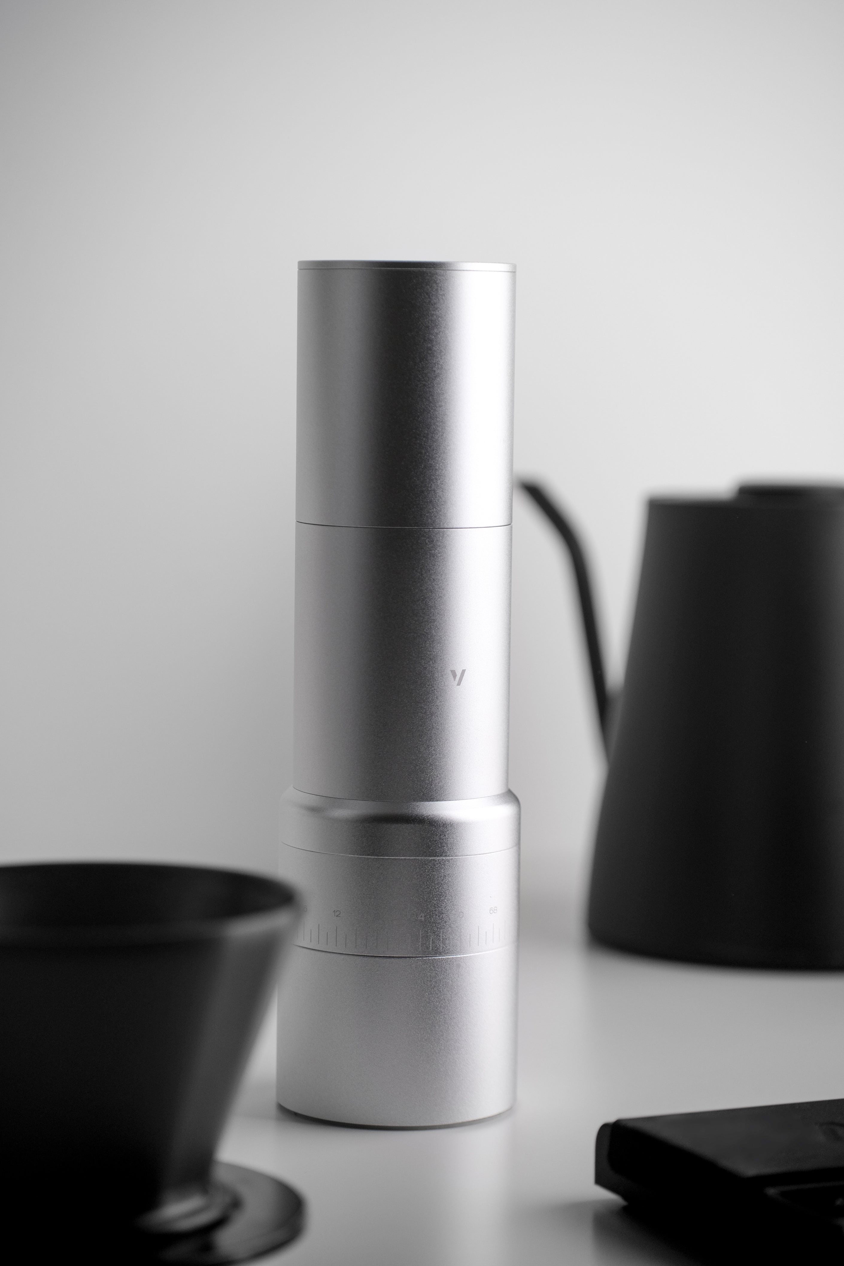Varia EVO Hybrid Grinder - The world's first true hybrid hand grinder ...